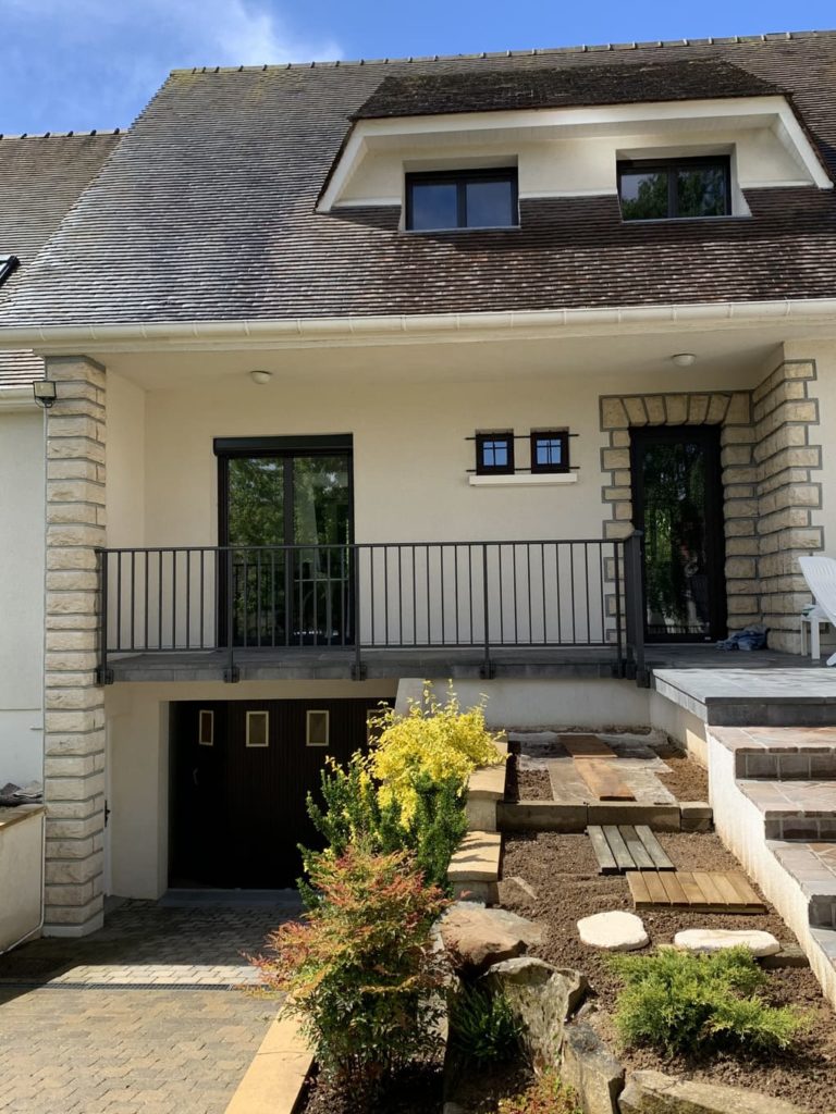 Installation d'un garde-corps à Marcoussis - Clair de Baie